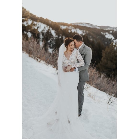 Jenny Yoo | Dresses | Jenny Yoo Julian Wedding Gown Size 2 New | Poshmark